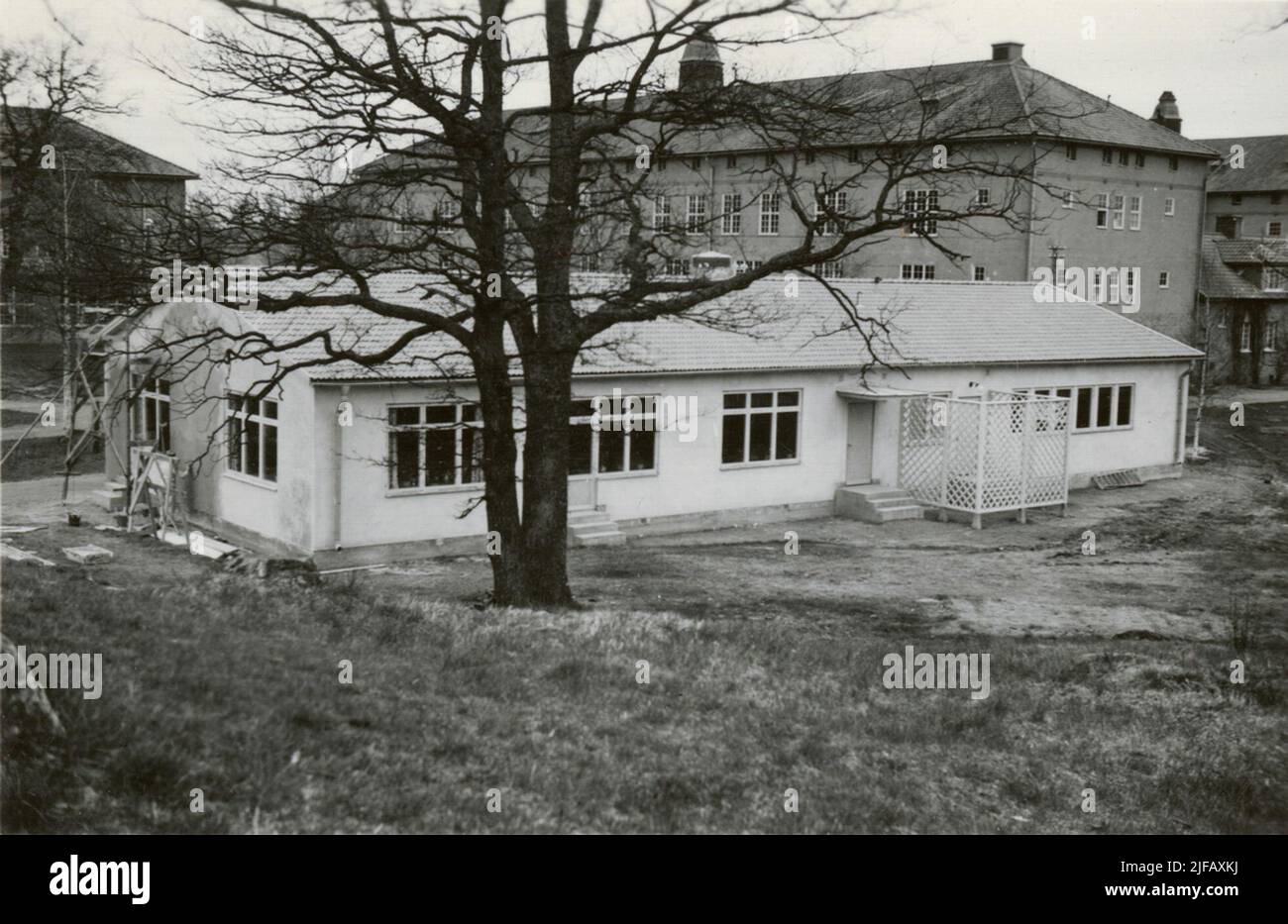 In 12 new commanders and libraries, giggled in 1943. Architect M ...