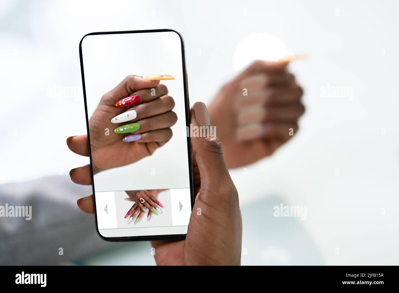 AR Virtual Try Nail Design Mobile Filter Stock Photo - Alamy