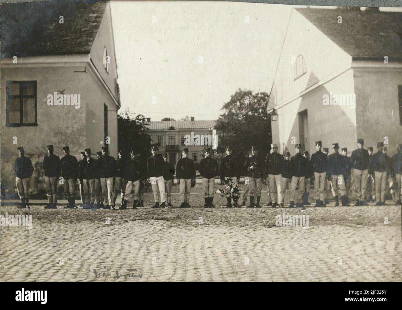 Soldiers from the fortification lined up outside the building Stock ...