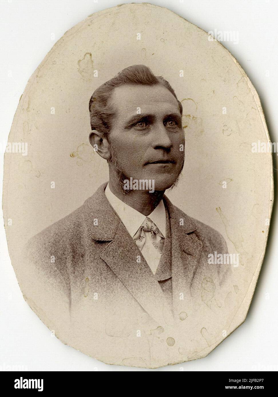 Portrait of C.A. Lindblom at Stockholm's fabric, ammunition and rifle ...