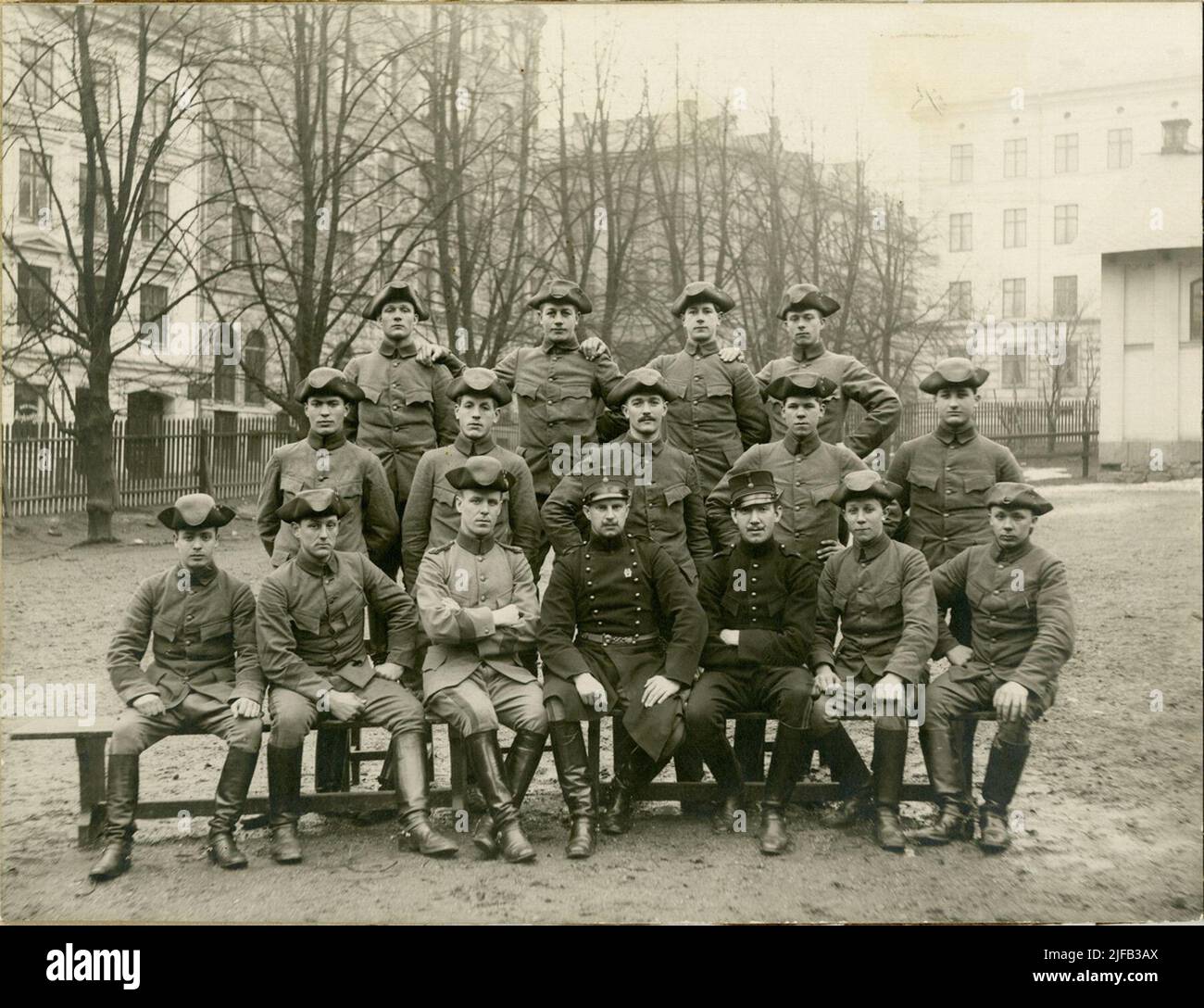 Group portrait of soldiers and officers at the Constable School ...