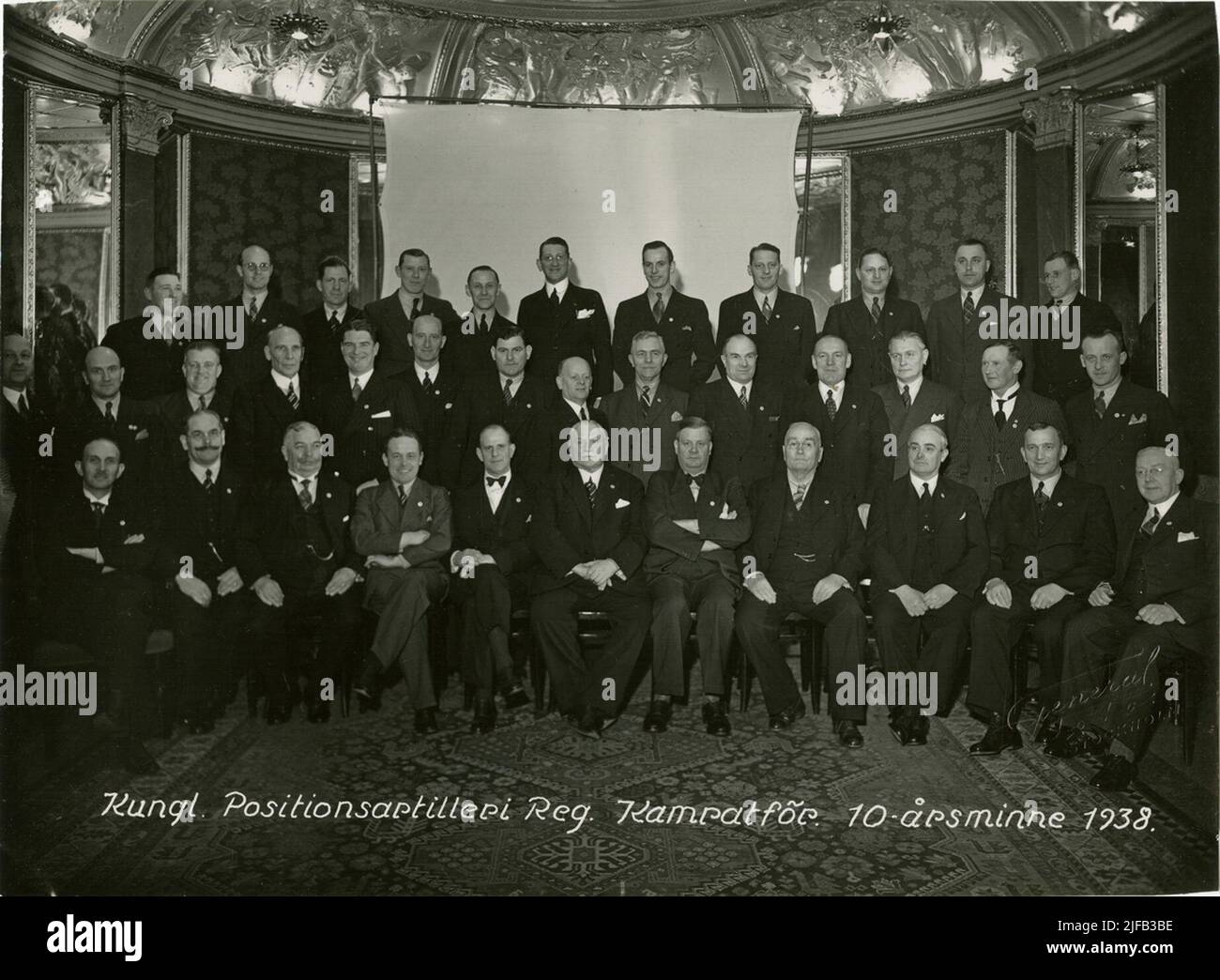 Group portrait of the position of positioning Artillery's 15th ...