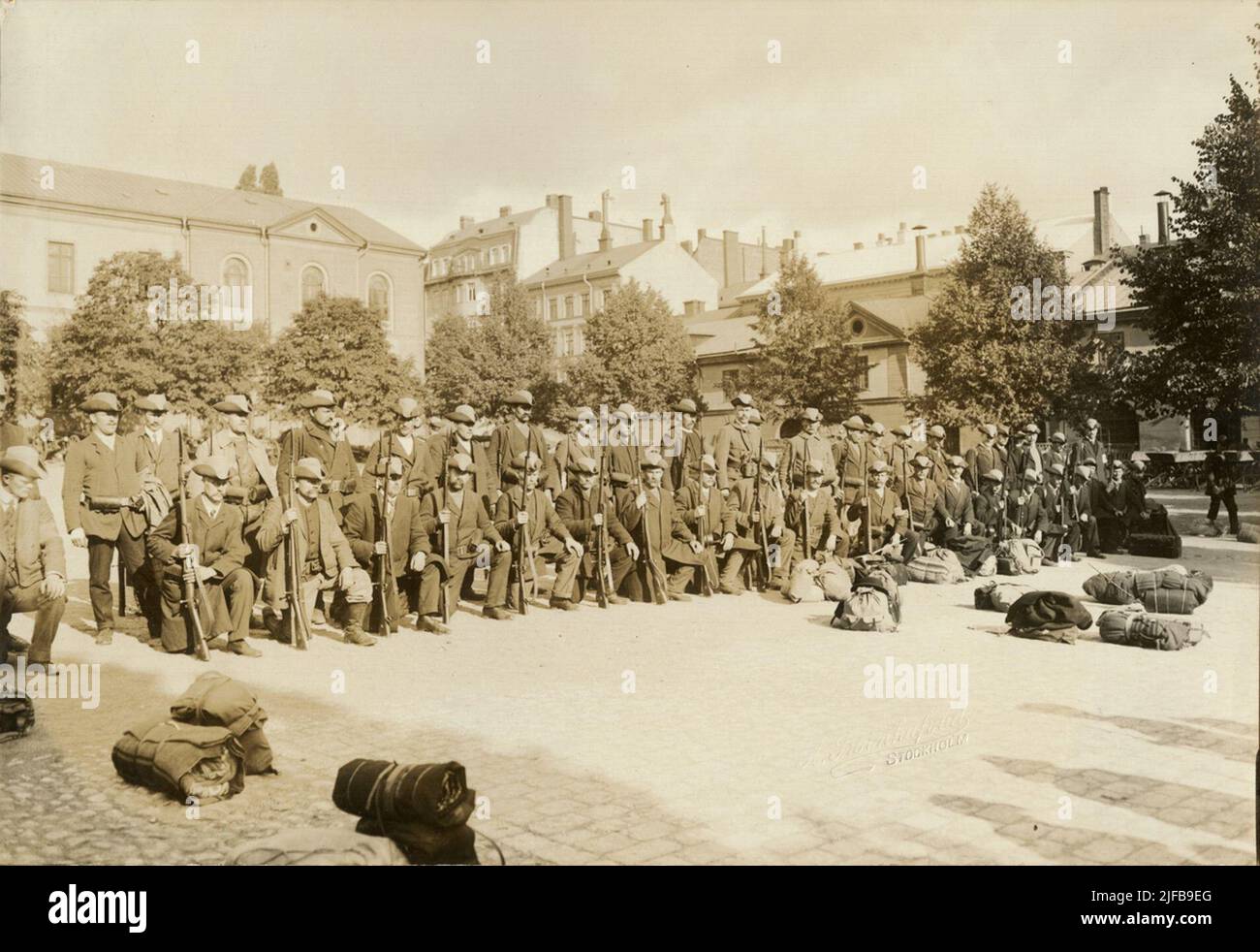 Landstormen's mobilization in 1914, Artillerigården setting outside the ...