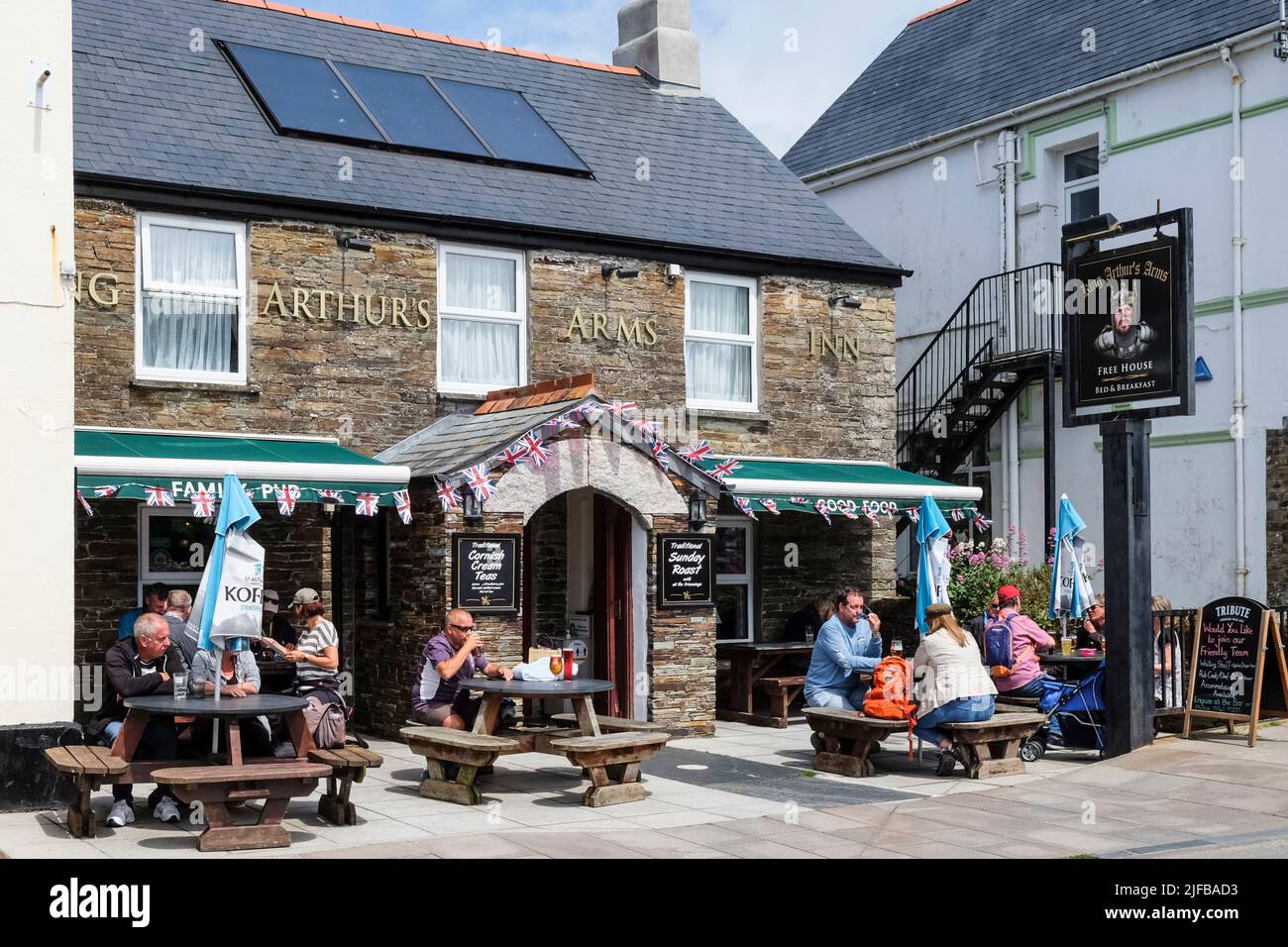 The King arthurs Arms, a pub in Tintagel Cornwall UK Stock Photo - Alamy