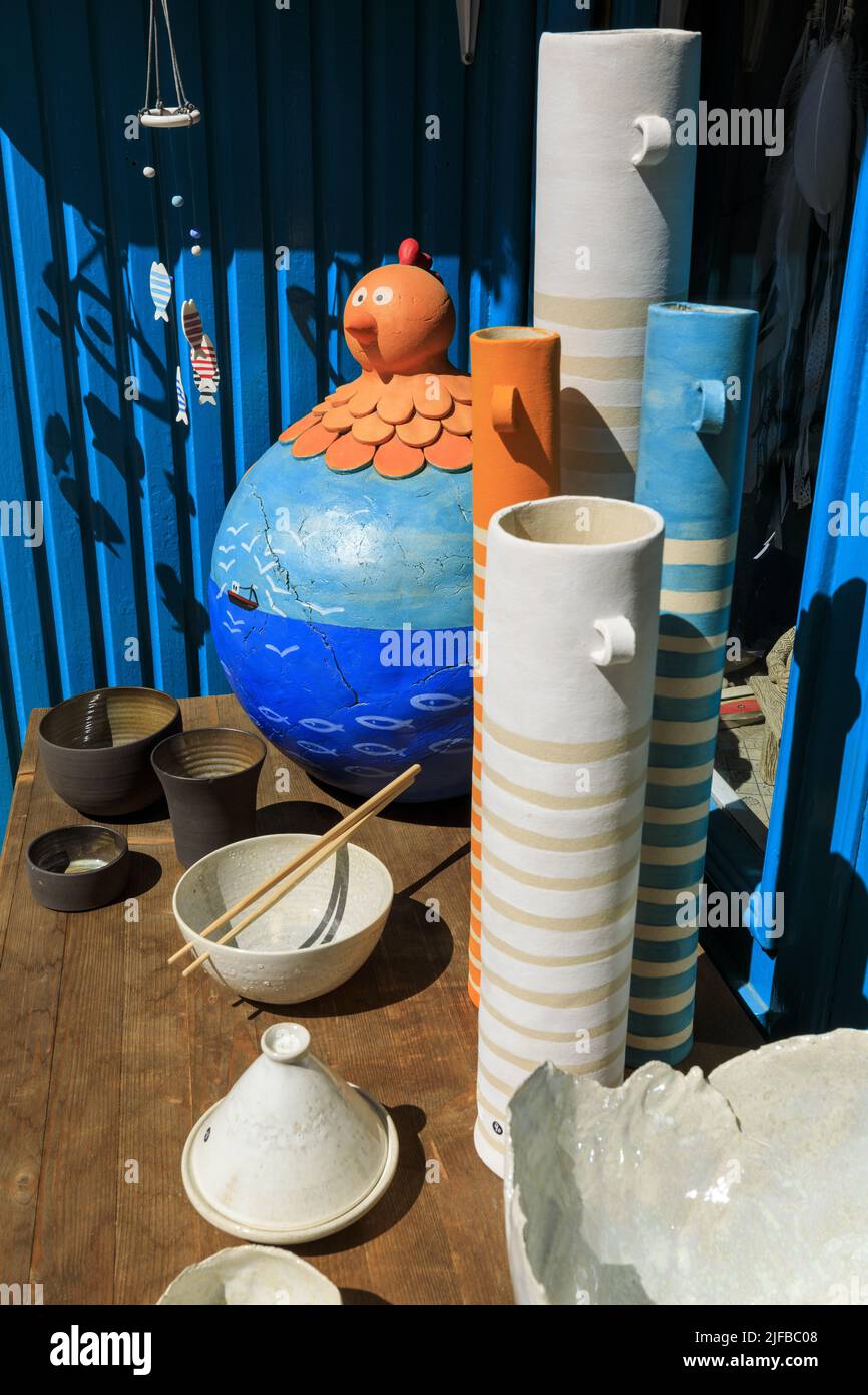 France, Var, Dracenie, Salernes, rue JJ Rousseau, Mouettes et Sardines ...