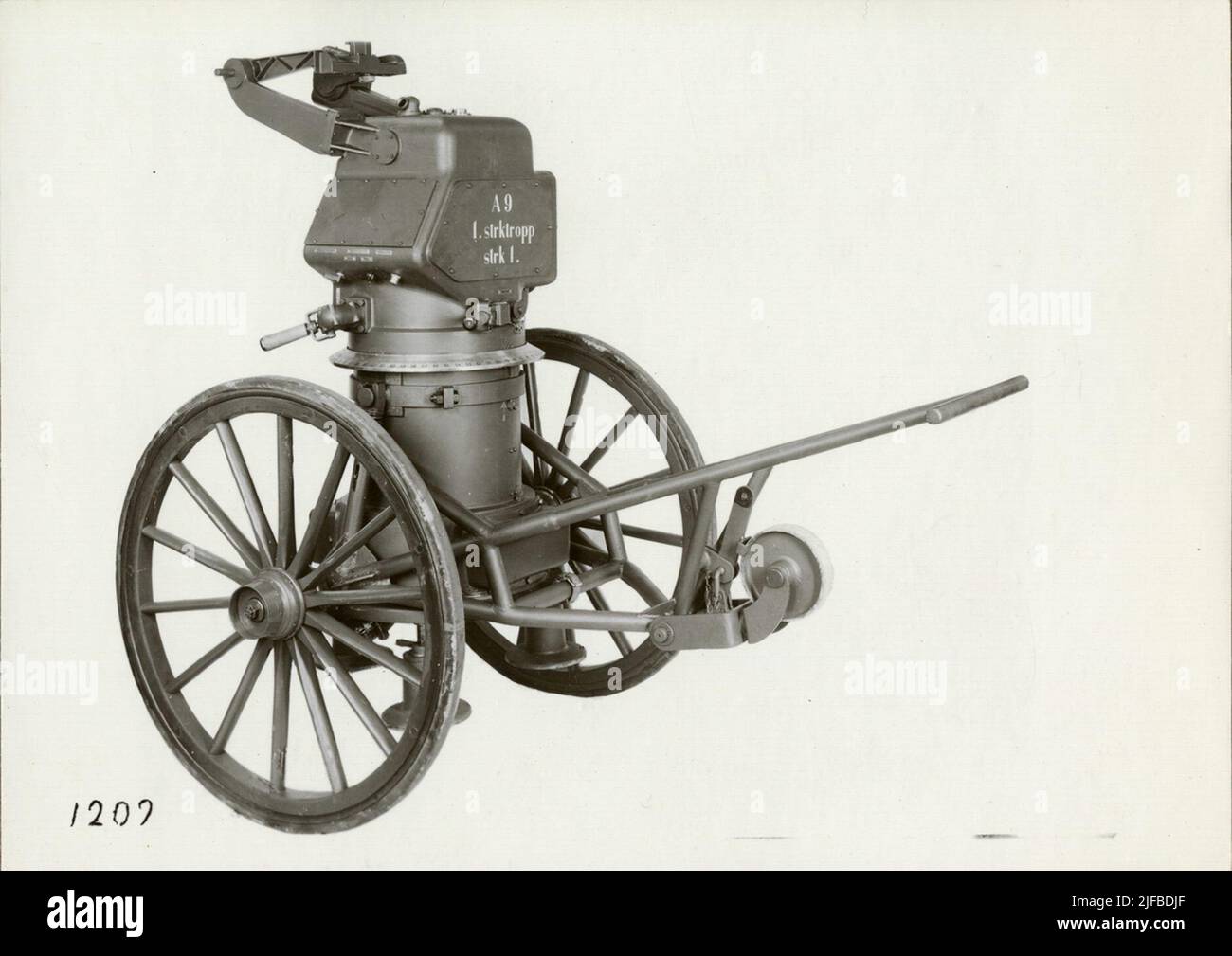 Transport cart with donor pillar. Manufactured by Swedish instruments ...