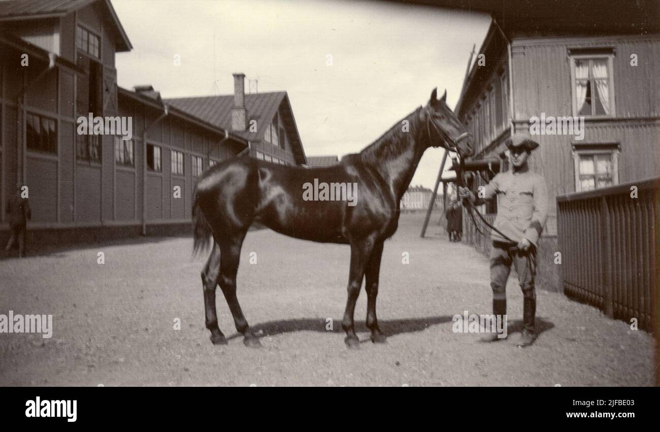 Florman at the Life Regiment's dragons K 2 with the horse Fantome Stock ...