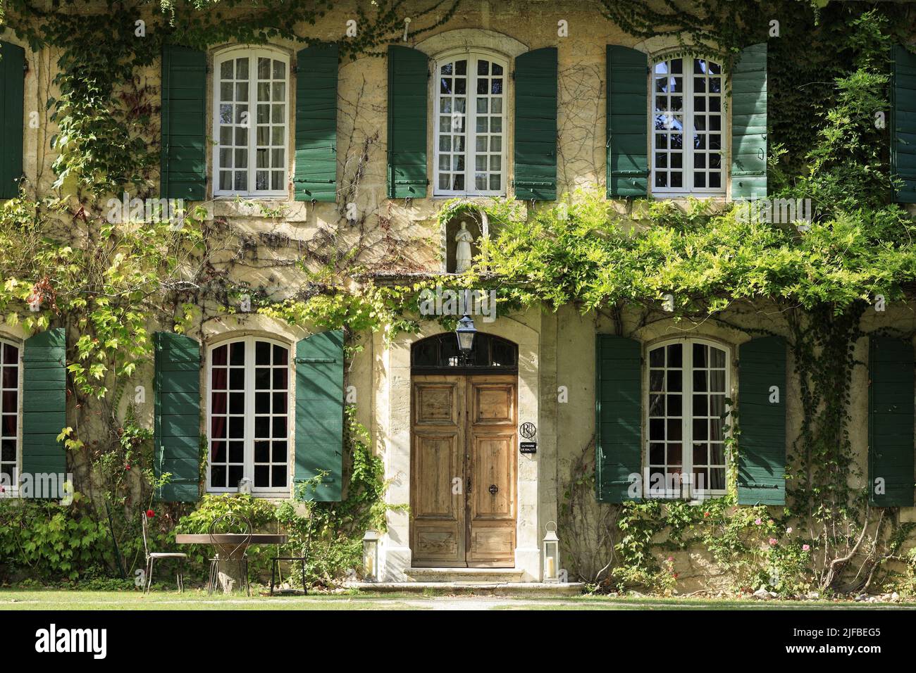 France, Vaucluse, Avignon, ile de La Barthelasse, Domaine de Rhodes ...
