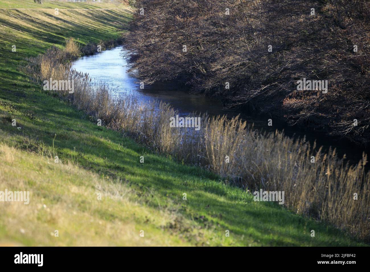 Tailrace channel hi-res stock photography and images - Alamy