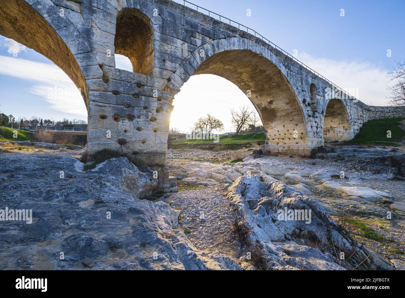 France, Vaucluse, Luberon regional nature park, Apt and Bonnieux, Pont ...