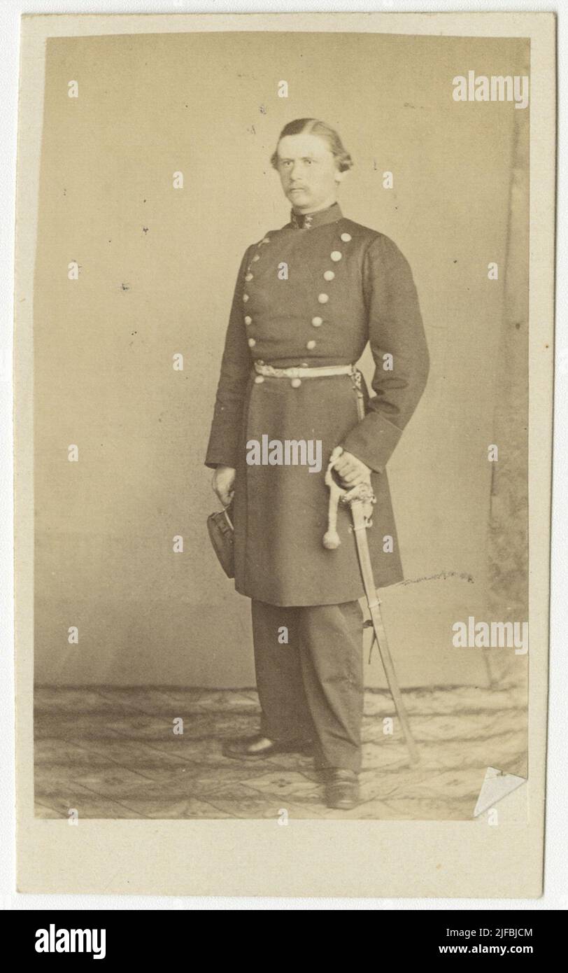 Portrait by Erik Wilhelm Gillner, lieutenant at Västgöta regiment in 6 ...