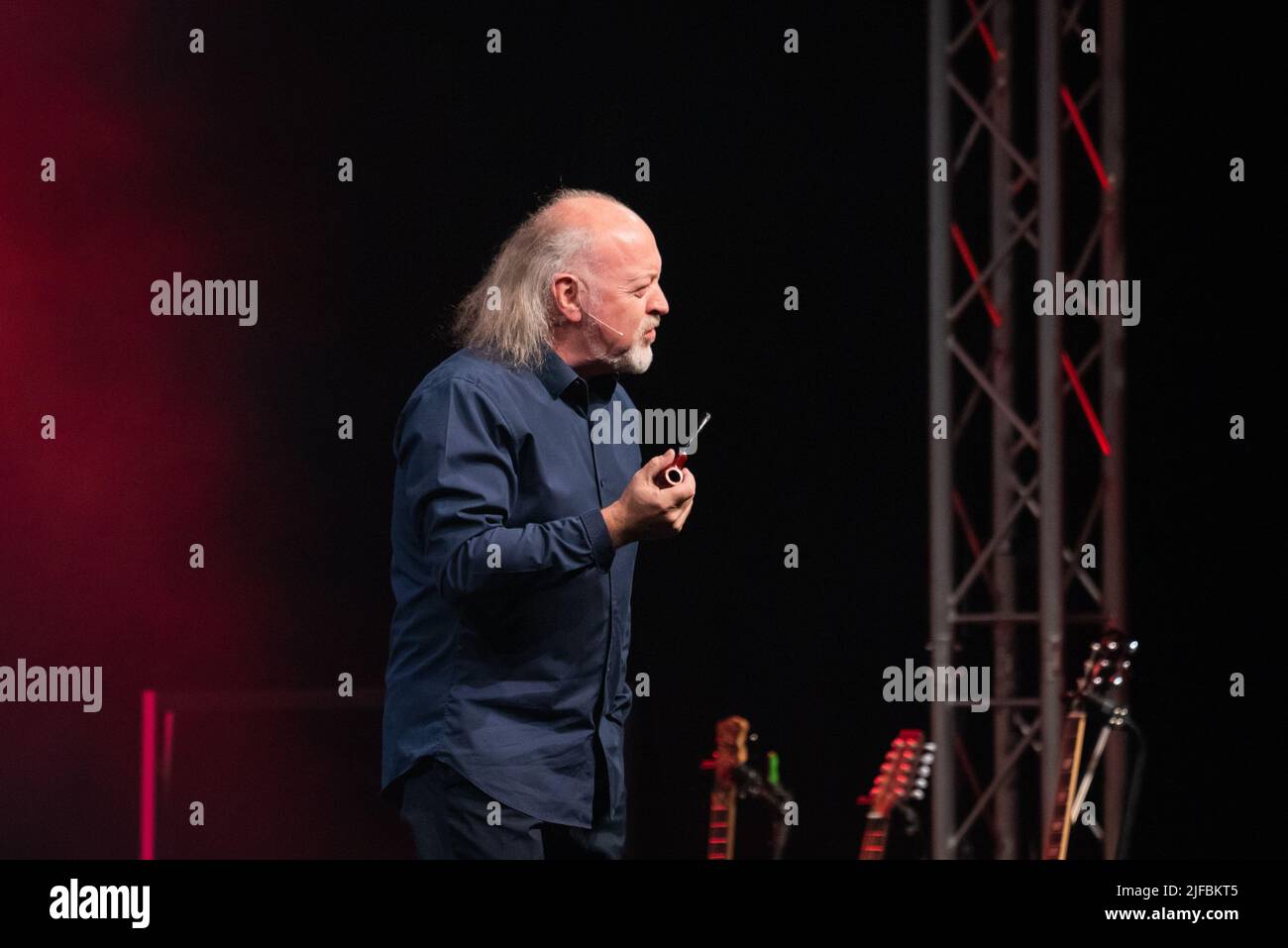 Bill bailey buzzcocks hi-res stock photography and images - Alamy