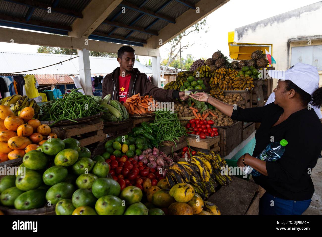 Madagascar, Alaotra-Mangoro region, the market in Andasibé Stock Photo ...