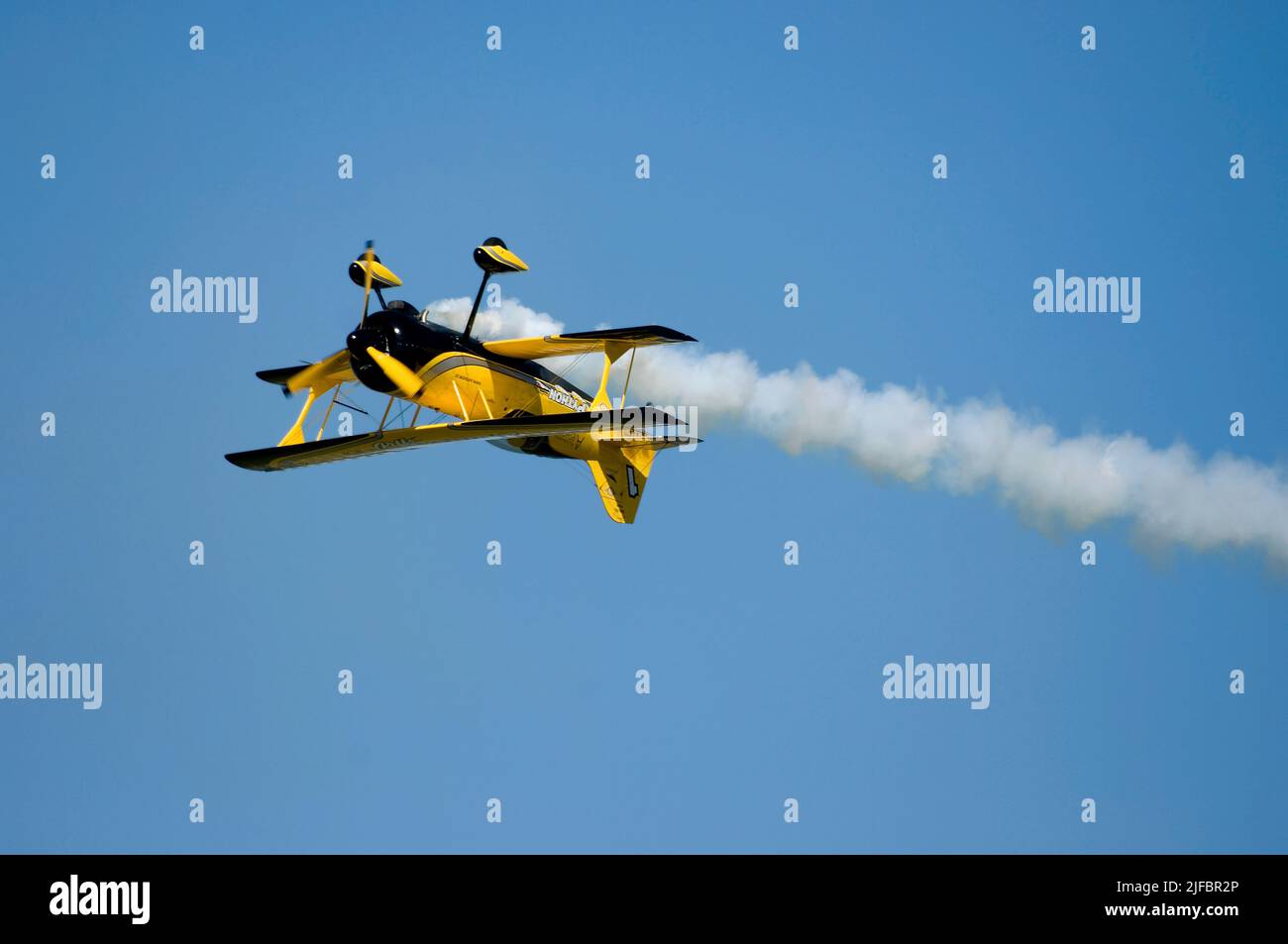 Pitts Python performing at Sola Airshow June 2007 in their Grumman G ...