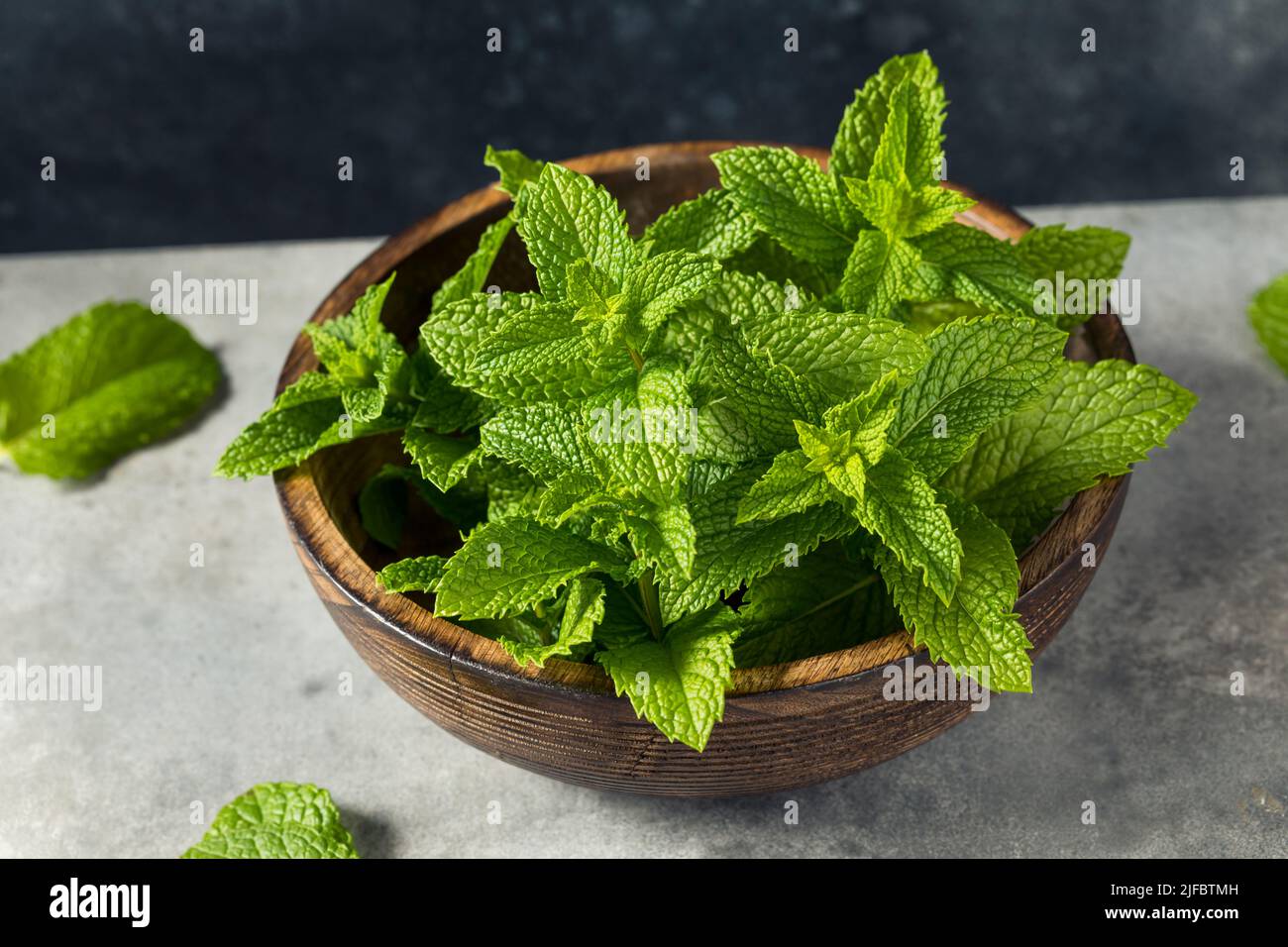 Healthy Organic Raw Mint Leaves in a Bunch Stock Photo - Alamy