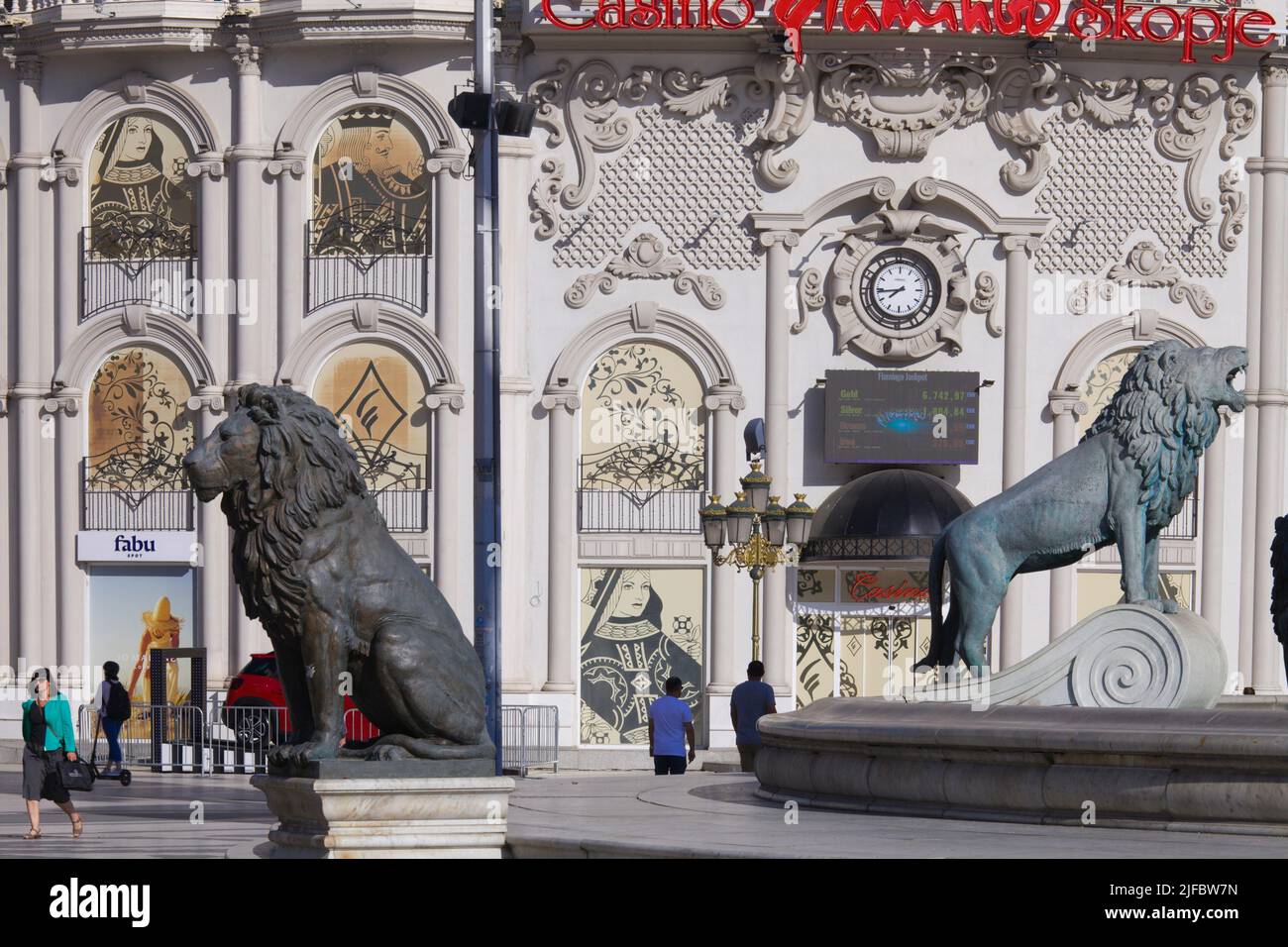 North Macedonia, Skopje, Macedonia Square, lion statues Stock Photo - Alamy