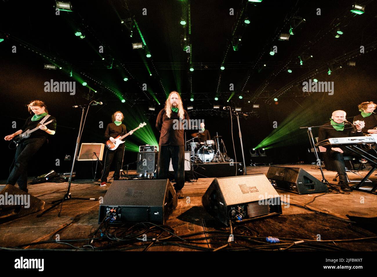 Richard dawson and circle hi-res stock photography and images - Alamy
