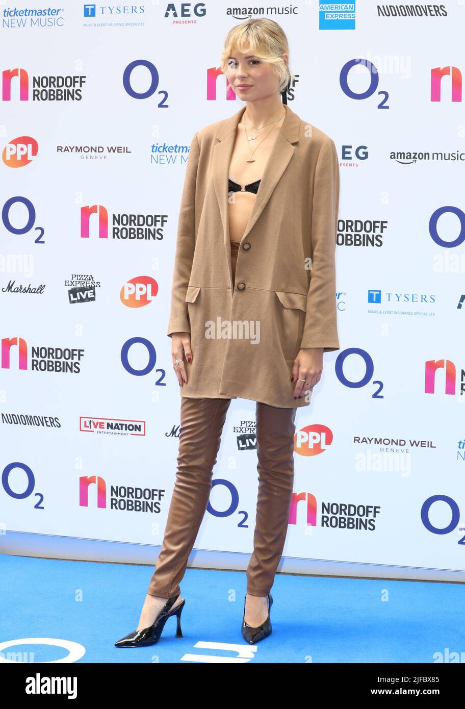 Thor niña hi-res stock photography and images - Alamy