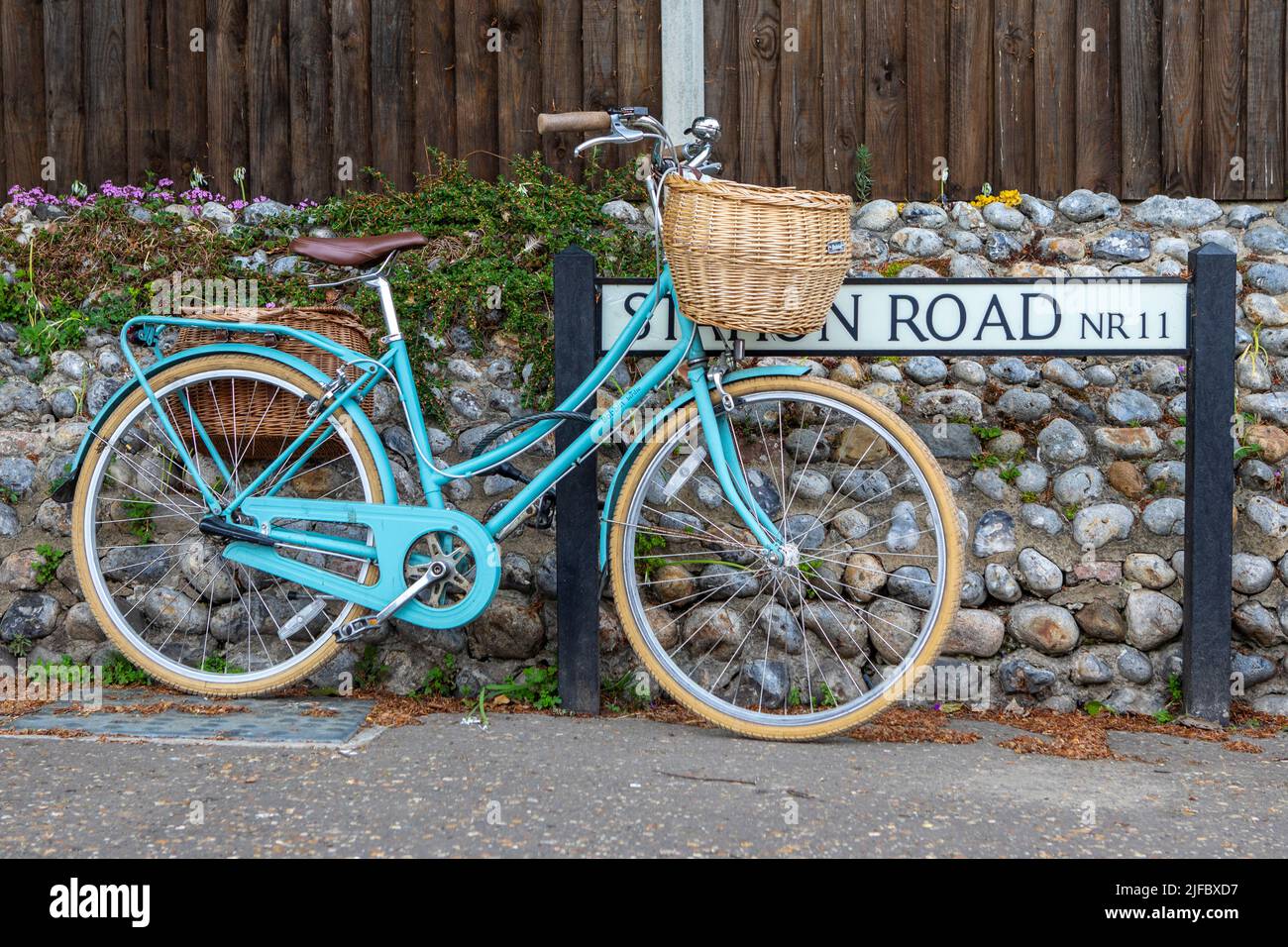 Mundesley station hi-res stock photography and images - Alamy
