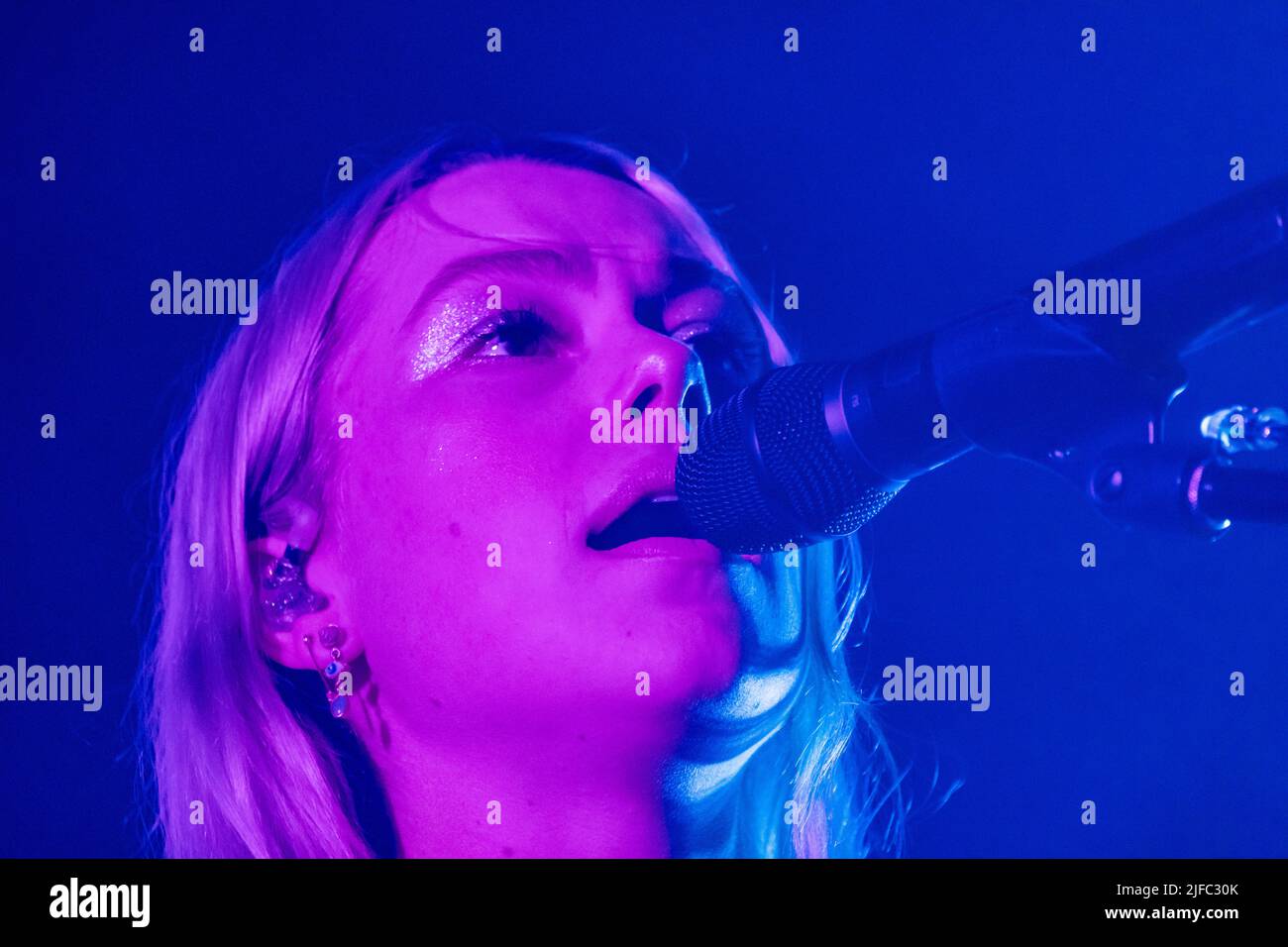 Phoebe bridgers 2022 hi-res stock photography and images - Alamy