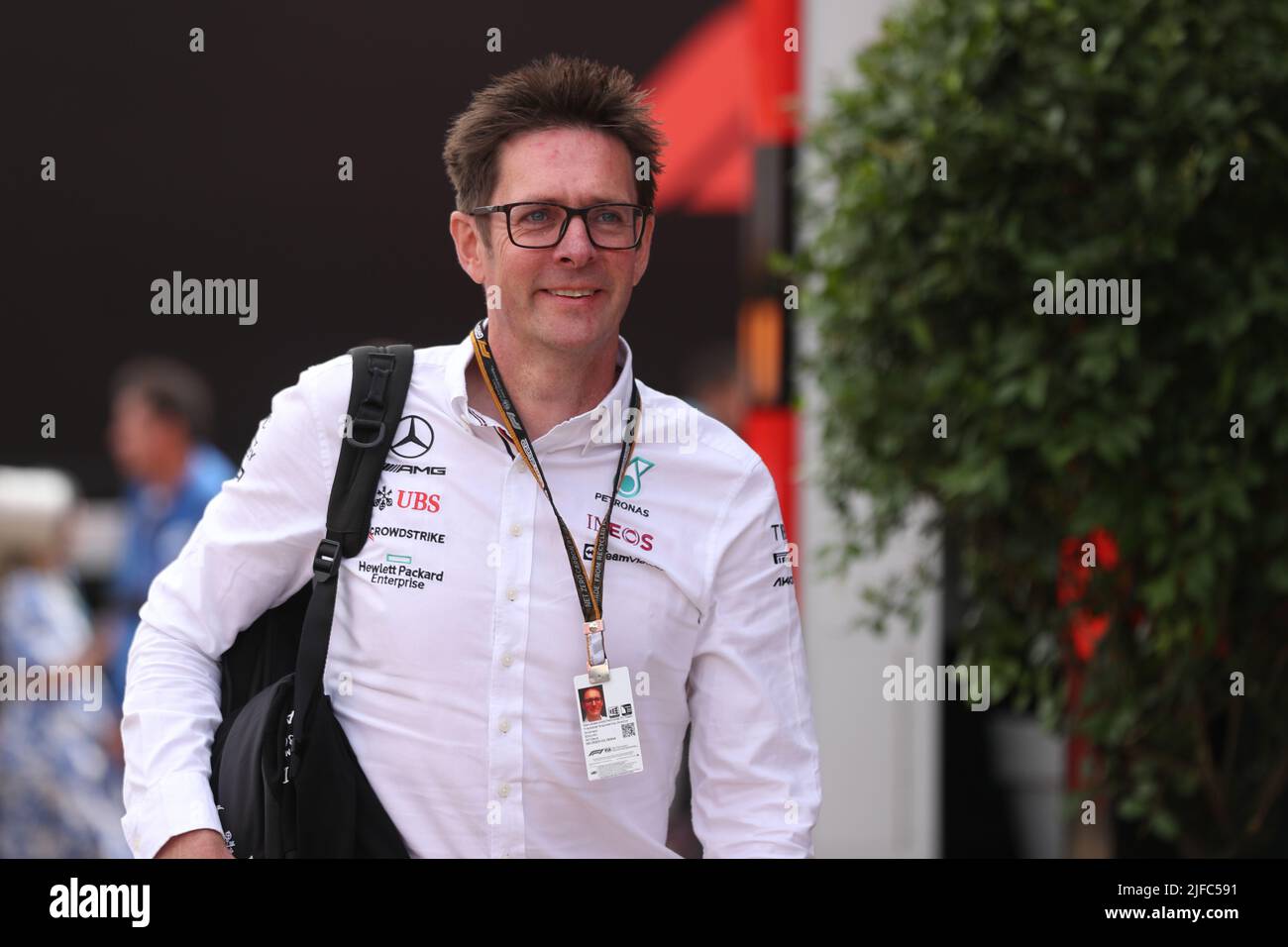 Senior race engineer hi-res stock photography and images - Alamy