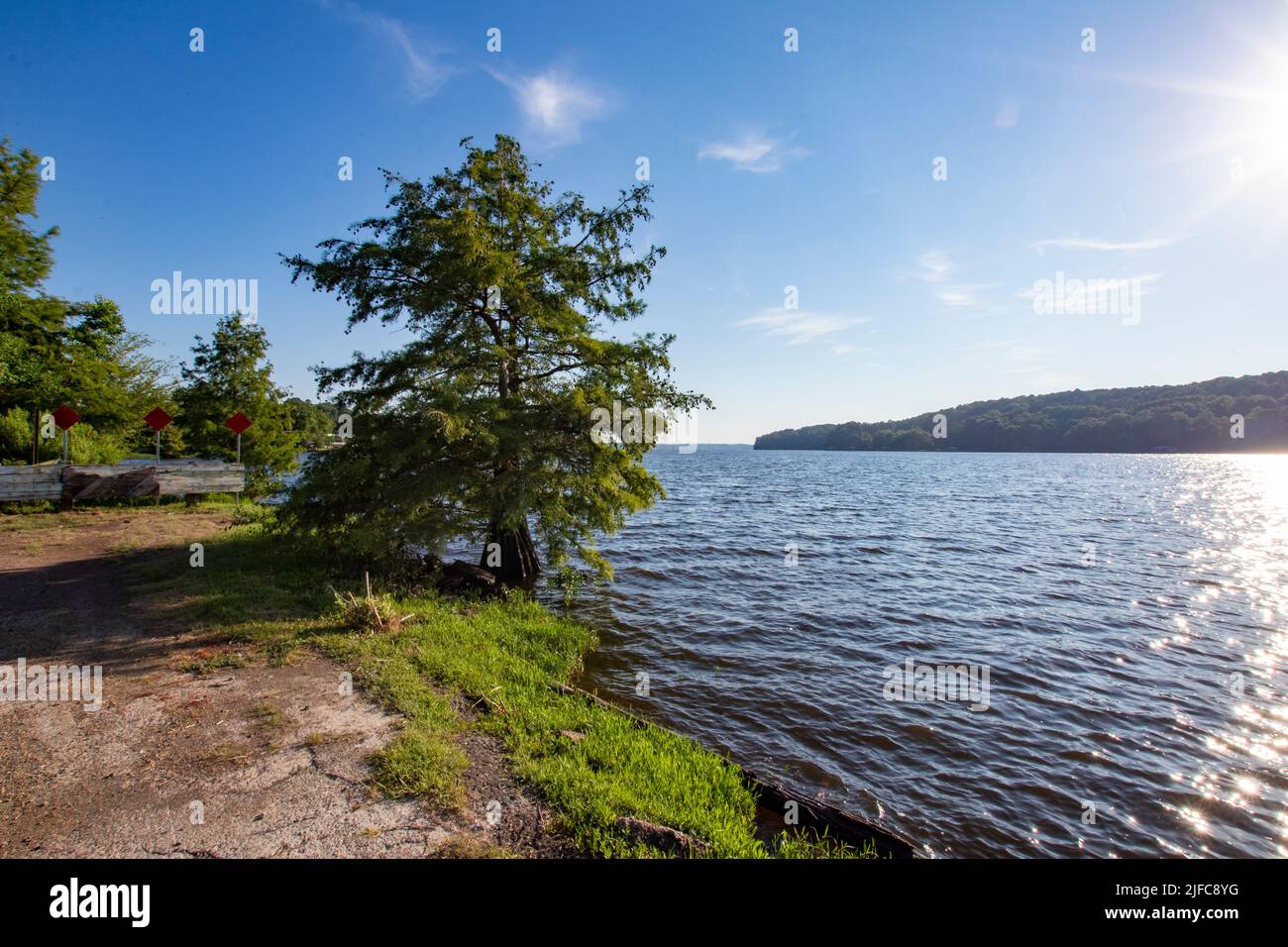Recreational lake hi-res stock photography and images - Alamy