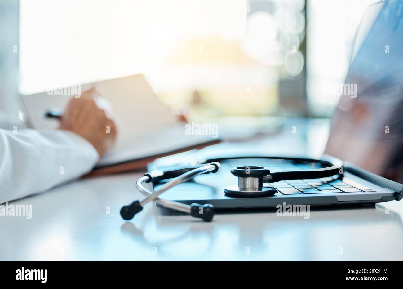 Doctor appointment in diary hi-res stock photography and images - Alamy