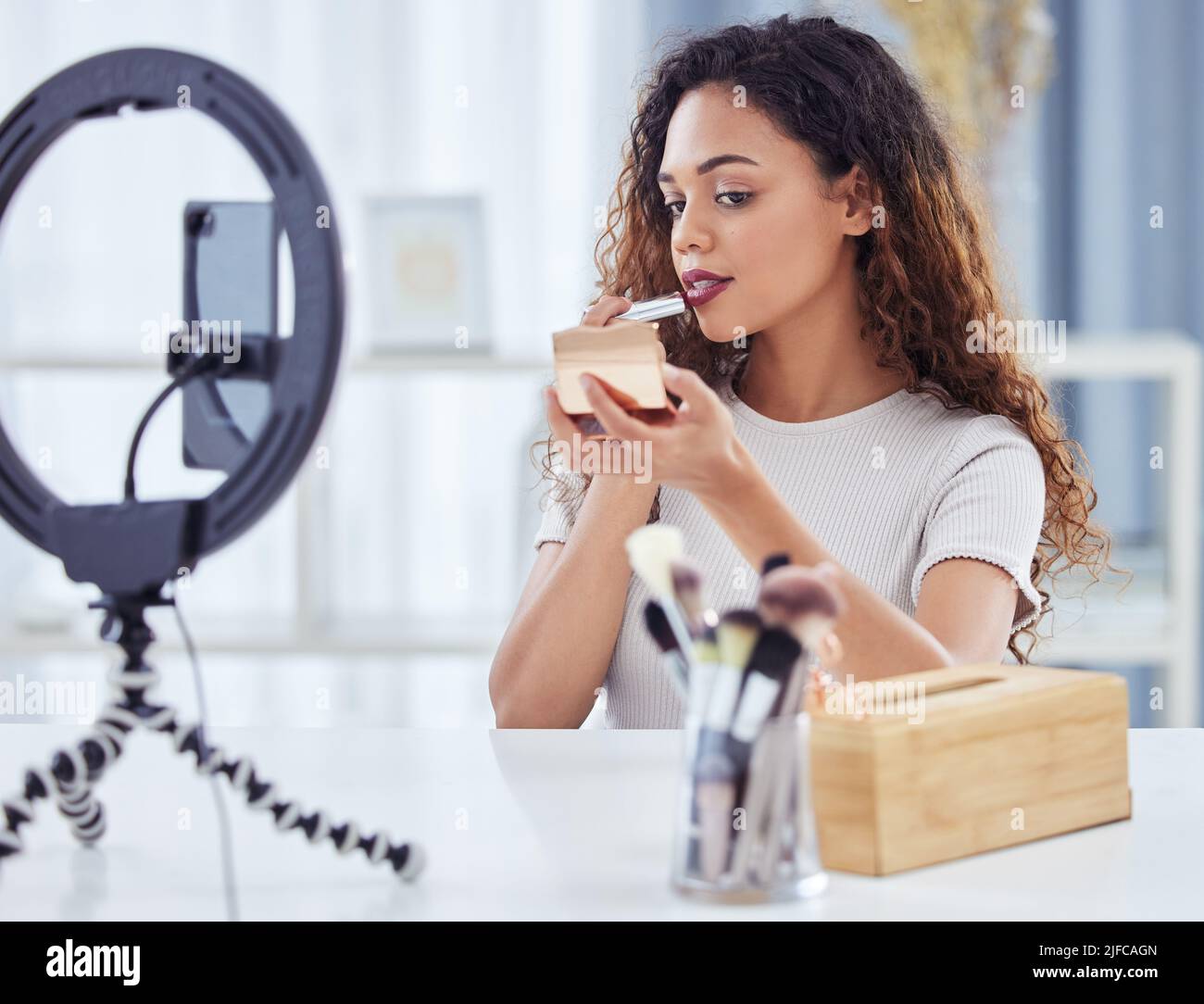 Female influencer applying up hi-res stock photography and images - Alamy