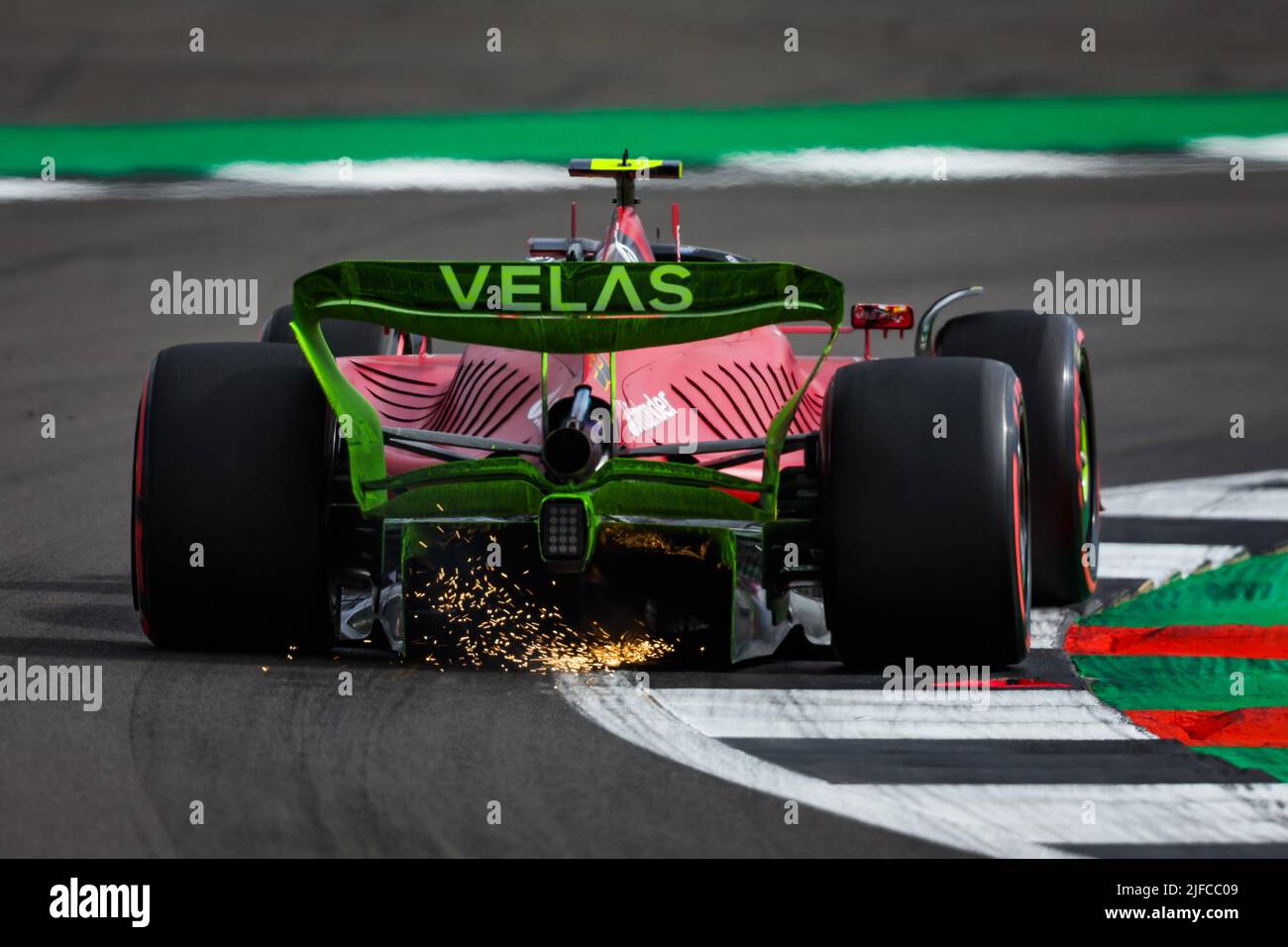 55 SAINZ Carlos (spa), Scuderia Ferrari F1-75, action during the ...