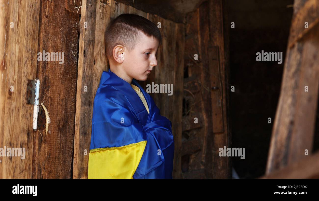 Russian homeless child hi-res stock photography and images - Alamy