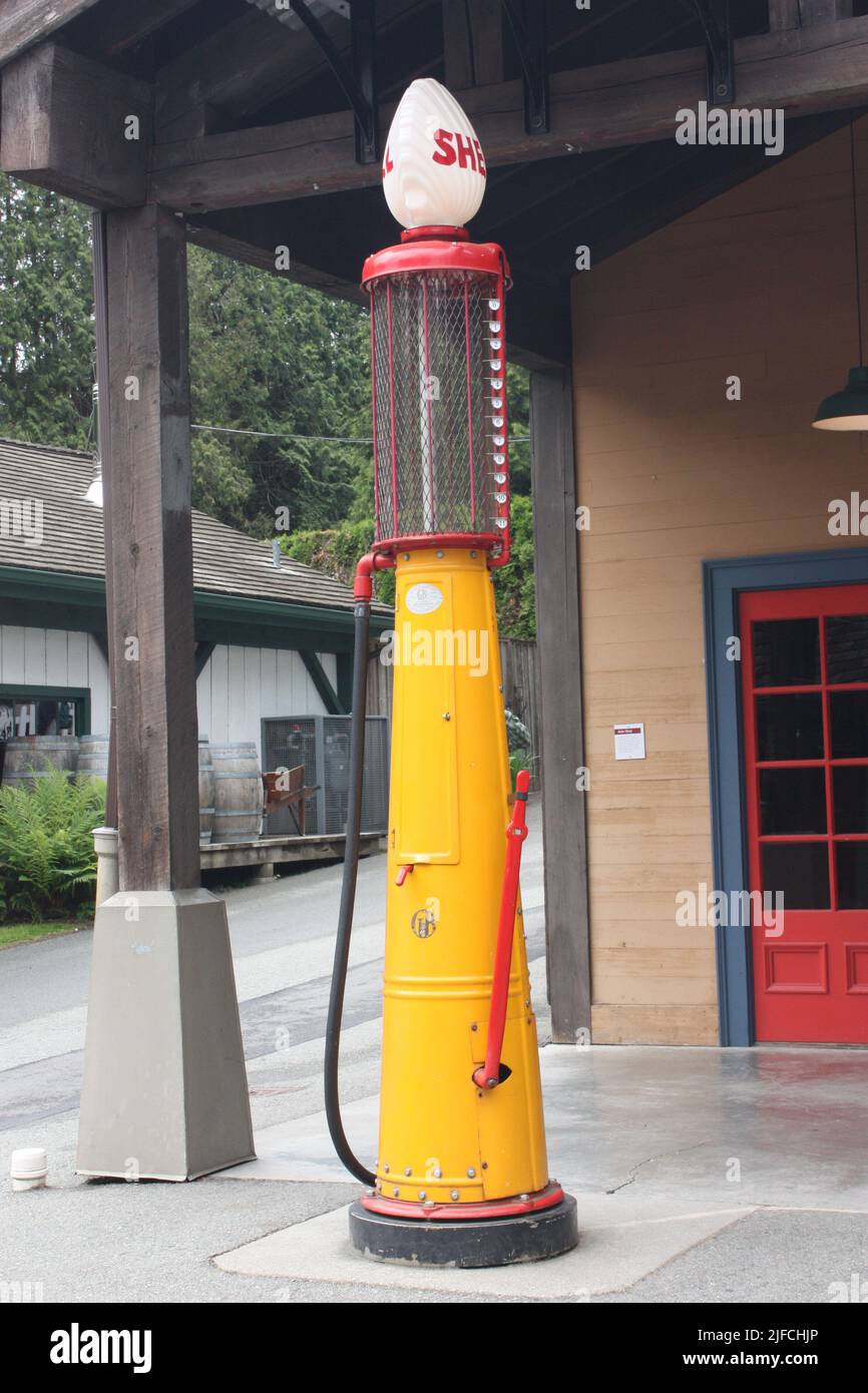 The Shell petrol pump at the Burnaby Village Museum Stock Photo - Alamy