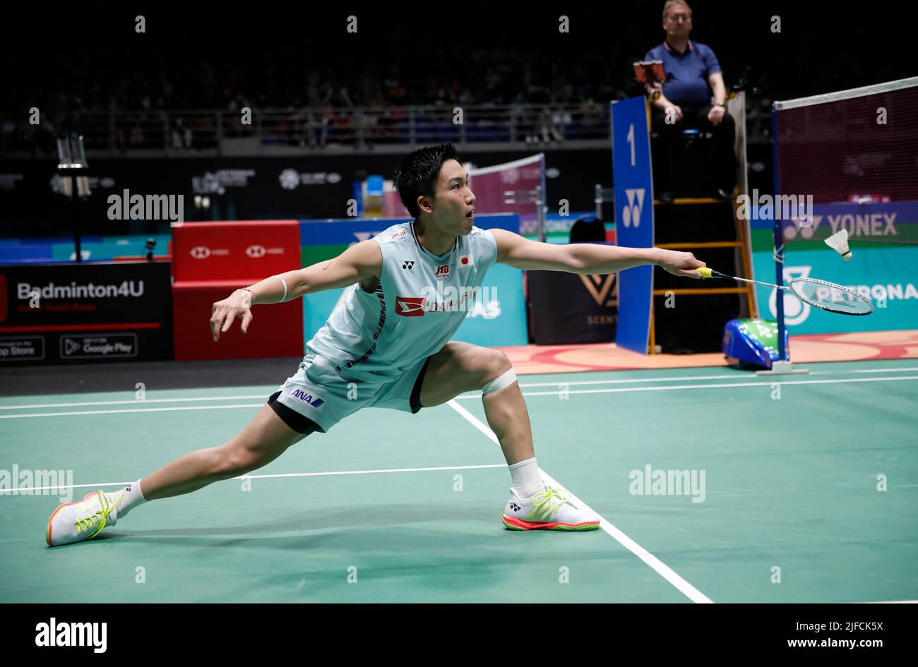 Kento Momota of Japan competes against Shesar Hiren Rhustavito of ... Kento Momota of Japan competes against Shesar Hiren Rhustavito of ...