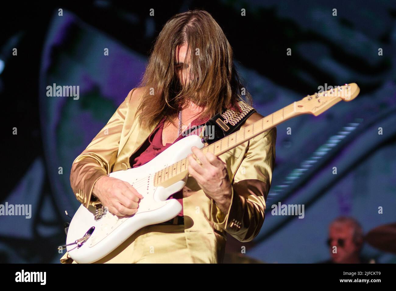 Singer juanes hi-res stock photography and images - Alamy
