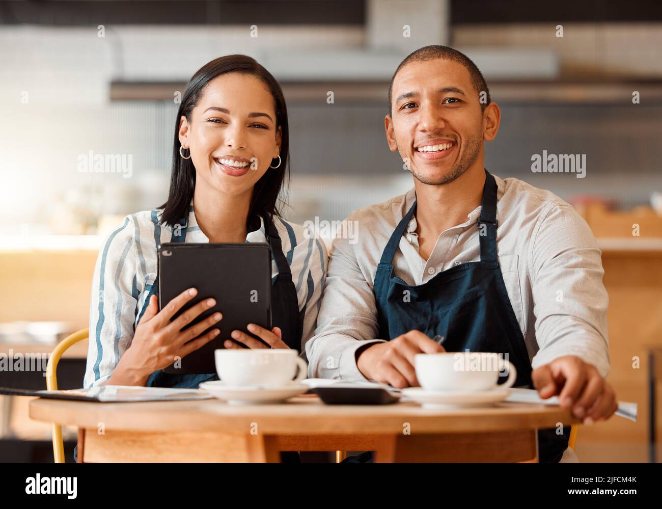 Restaurant workers hi-res stock photography and images - Alamy