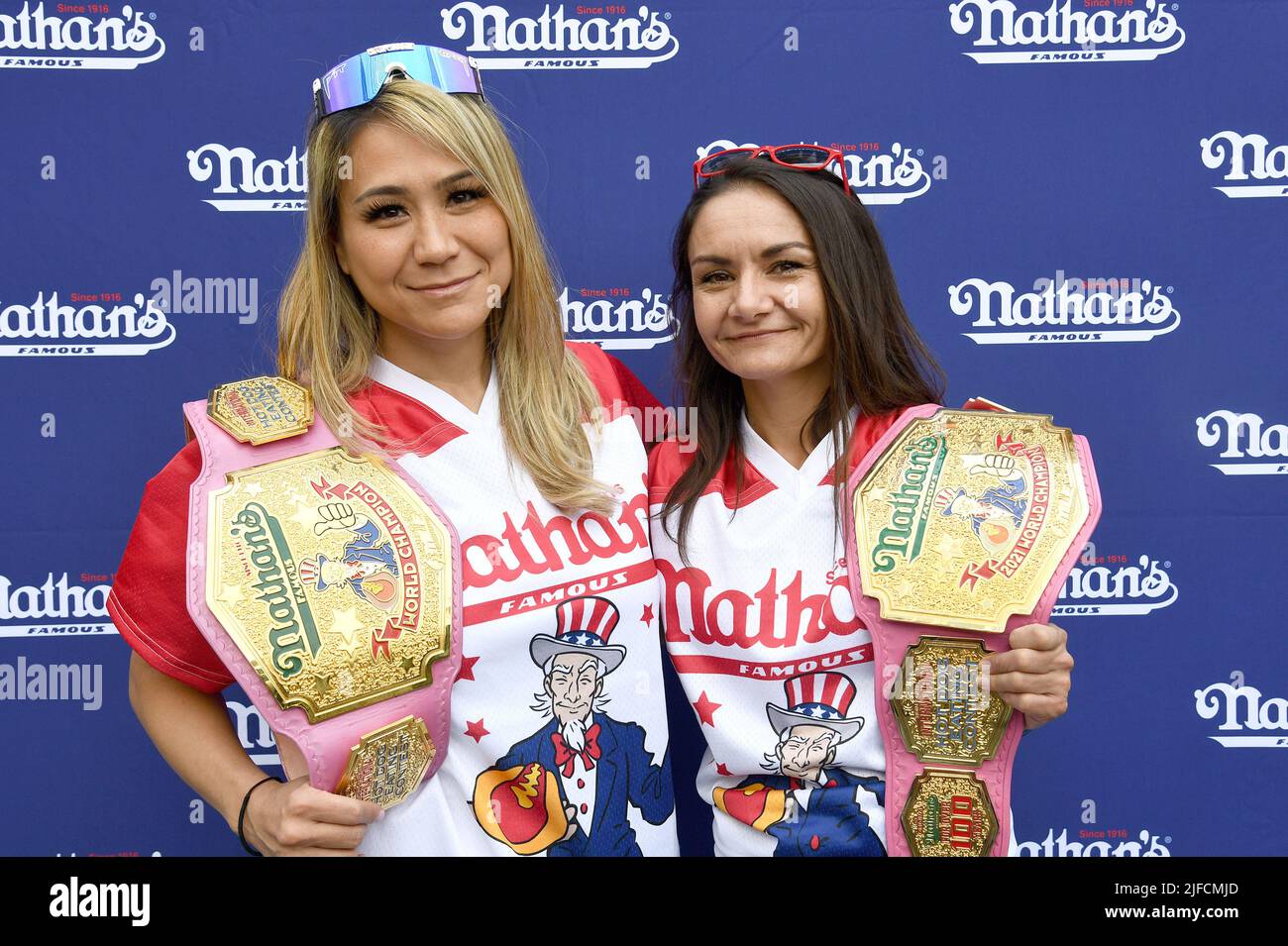New York, USA. 01st July, 2022. Competitive eaters Miki Sudo and ...