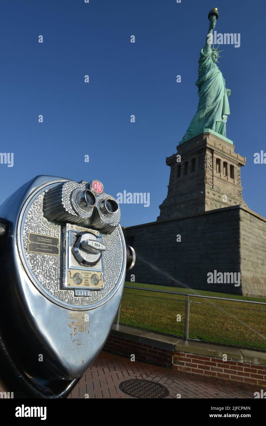 Statue de la liberté new york city hi-res stock photography and images ...