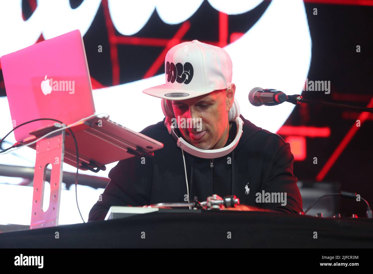 Dj tony touch hi-res stock photography and images - Alamy