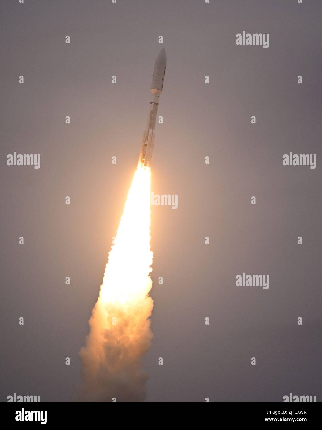 Ussf 12 hi-res stock photography and images - Alamy