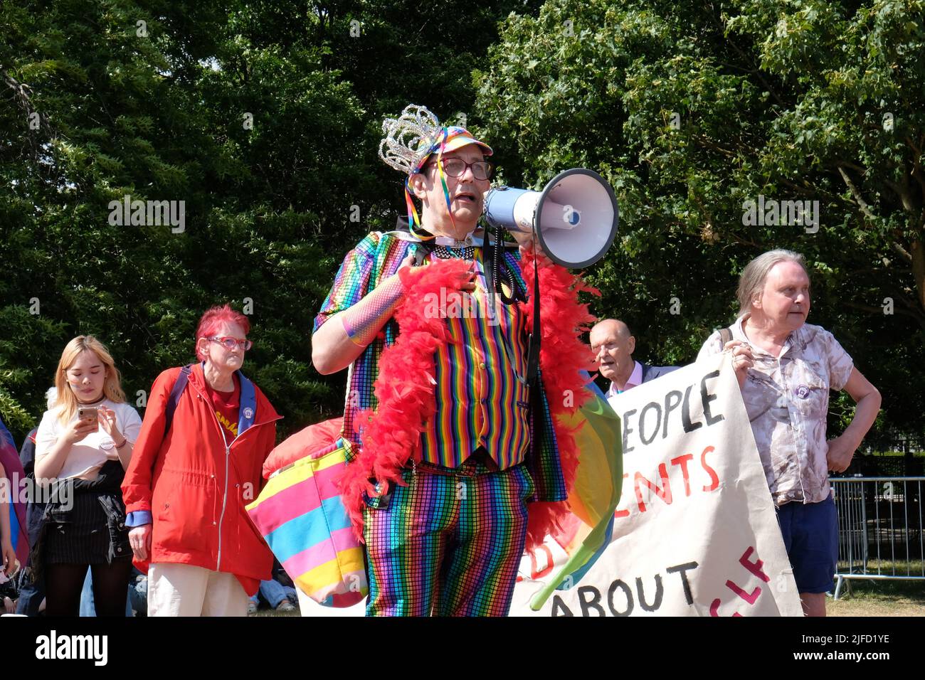 1972 london pride march hi-res stock photography and images - Alamy