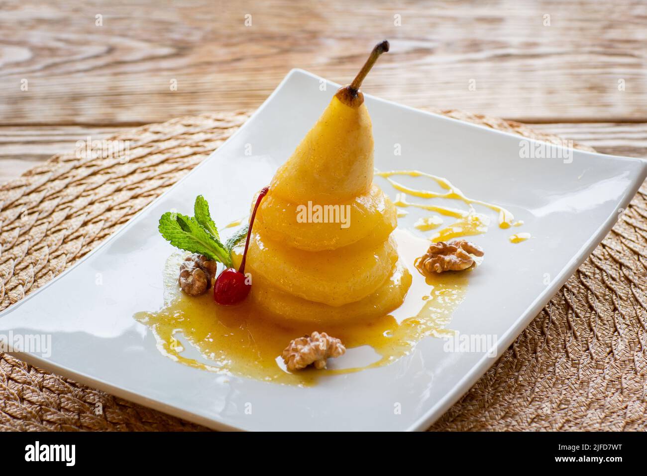 Free natural pear hi-res stock photography and images - Alamy