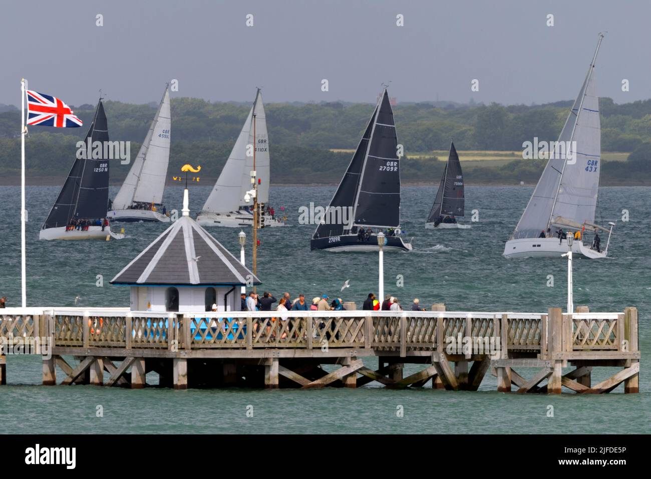 spectators,watching,Yarmouth,Pier,Round the Island Race,yacht,yachts ...