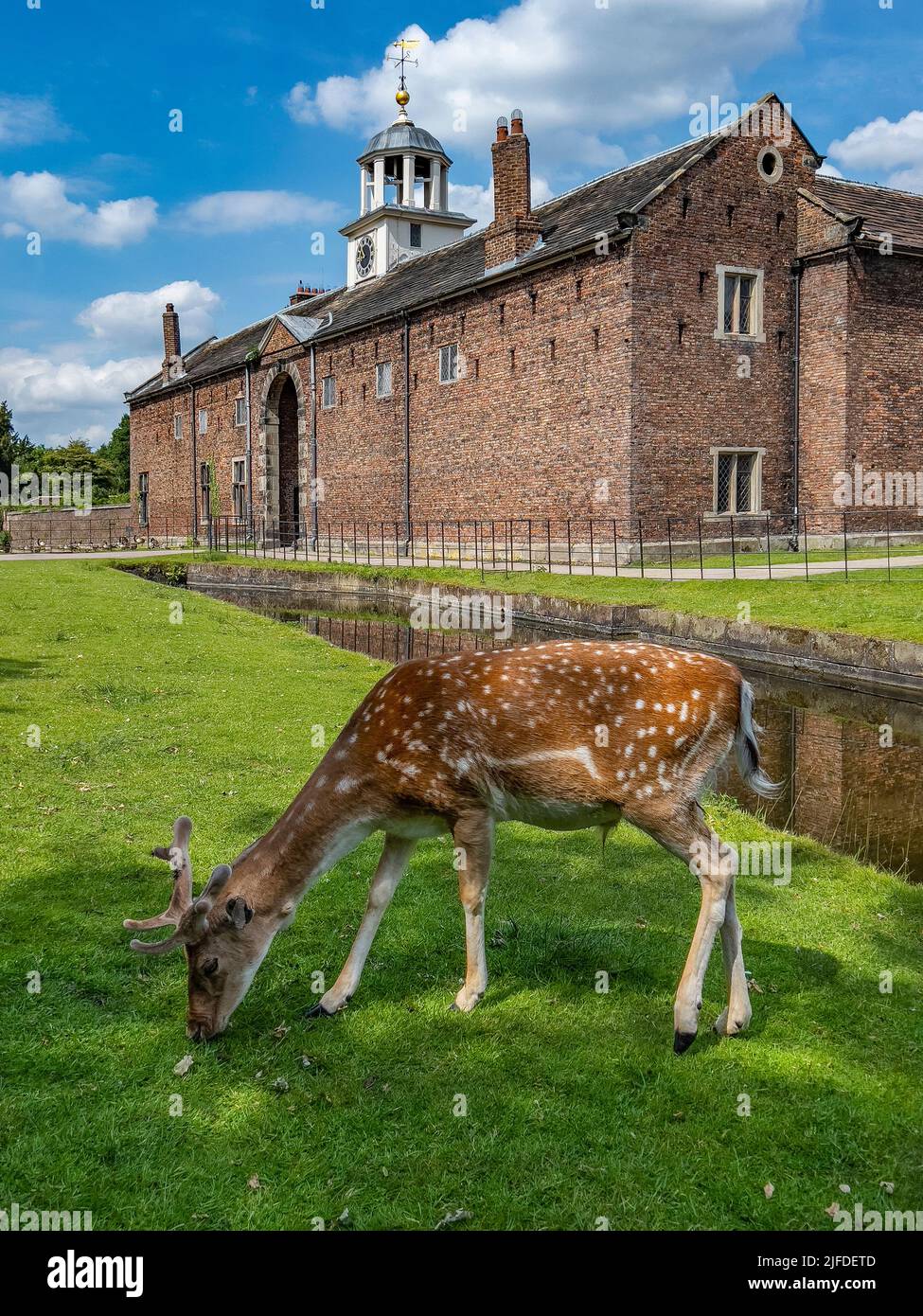 Dunham carriage house hi-res stock photography and images - Alamy