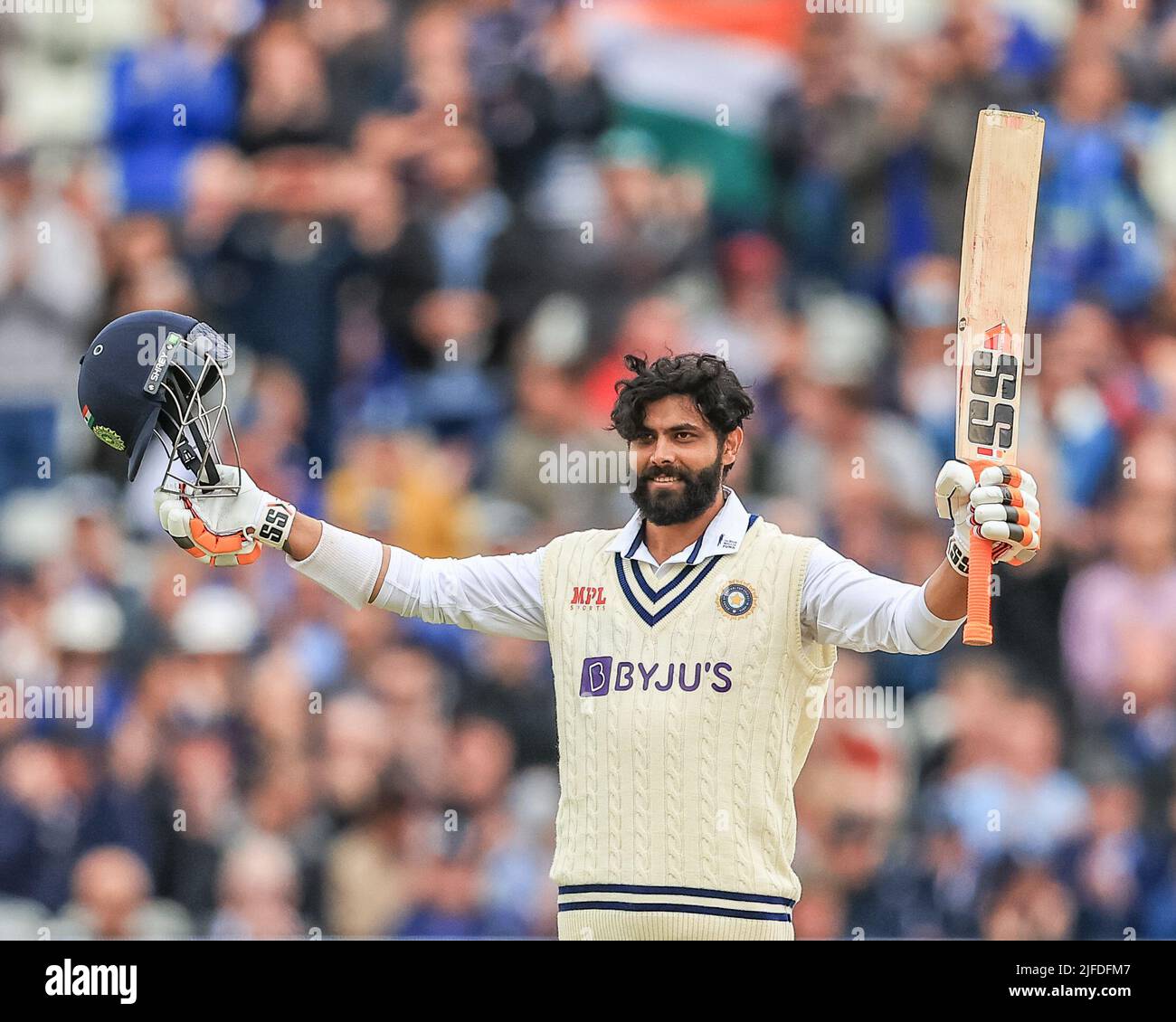 Ravindra Jadeja of India celebrates a century (100 runs Stock Photo - Alamy