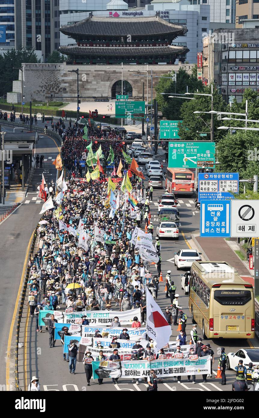 Labor rally in Seoul Members of the Korean Confederation of Trade ...