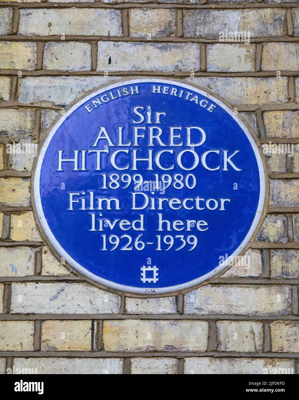 Cromwell road hitchcock hi-res stock photography and images - Alamy