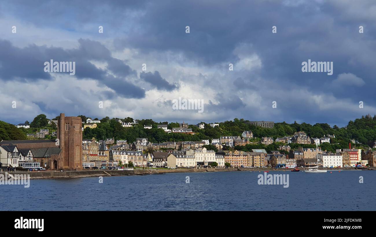 Oban harbour and town Stock Photo - Alamy
