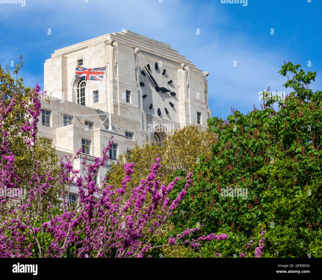 The magnificent art deco exterior of Shell Mex House in central London ...