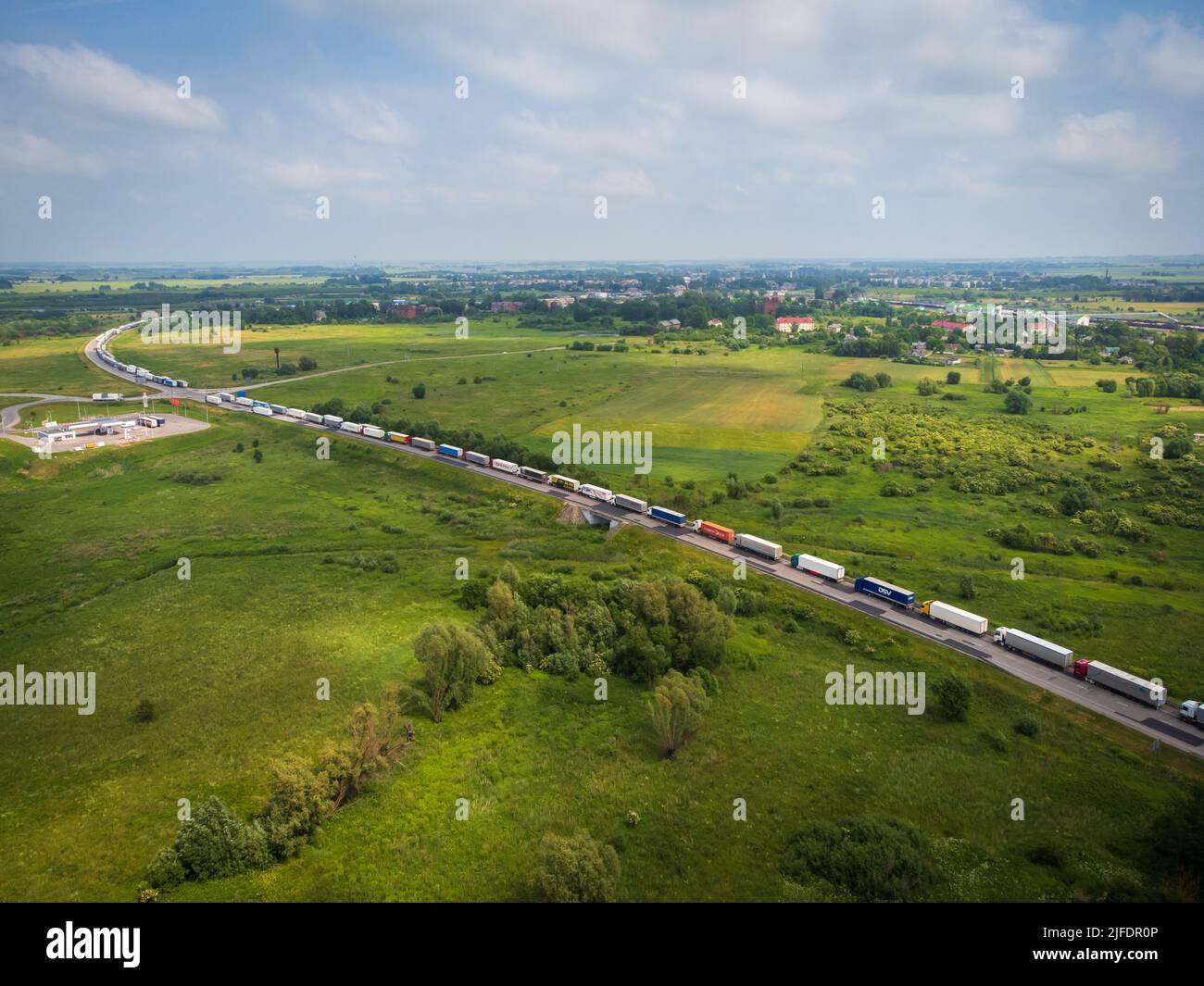 Lorry queue aerial hi-res stock photography and images - Alamy