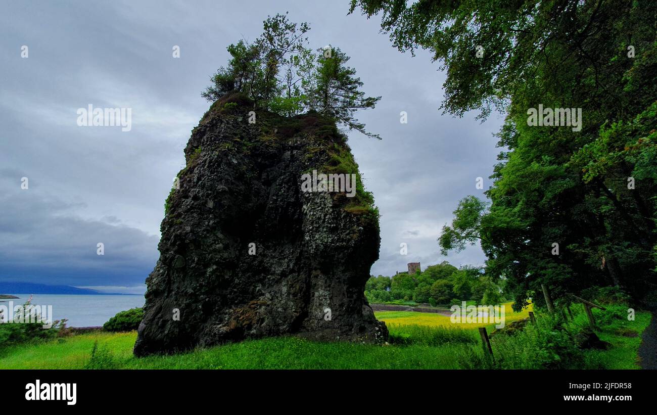 Fingal's Dogstone, Oban Stock Photo - Alamy