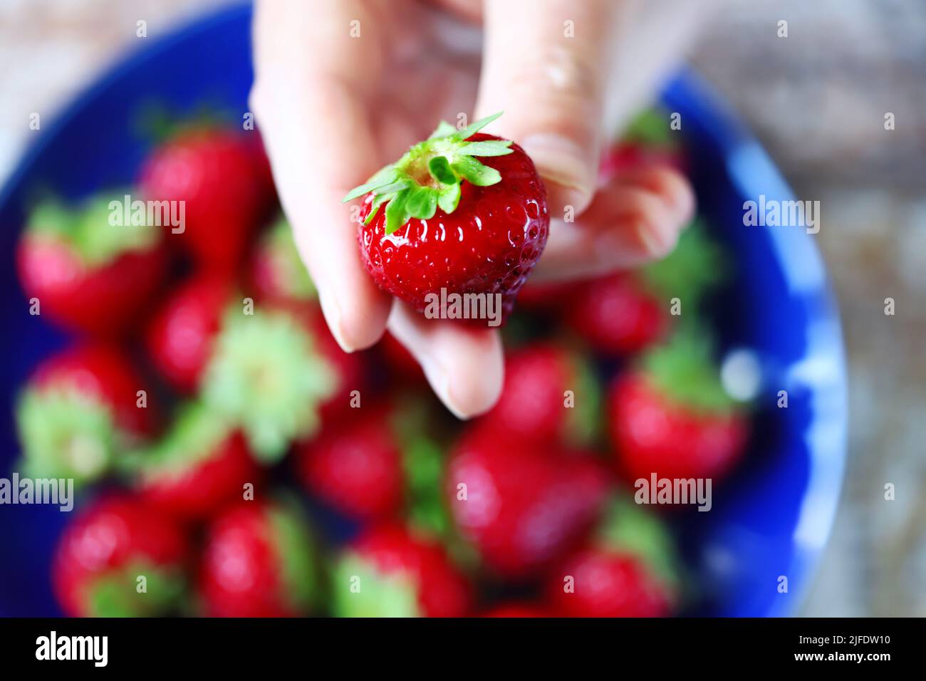 Ripe strawberry in hi-res stock photography and images - Alamy